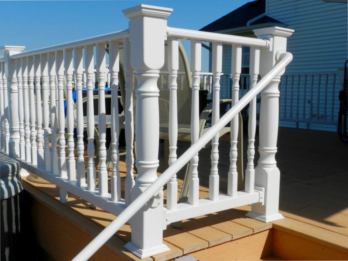 Newel Post - Screen Porch Living